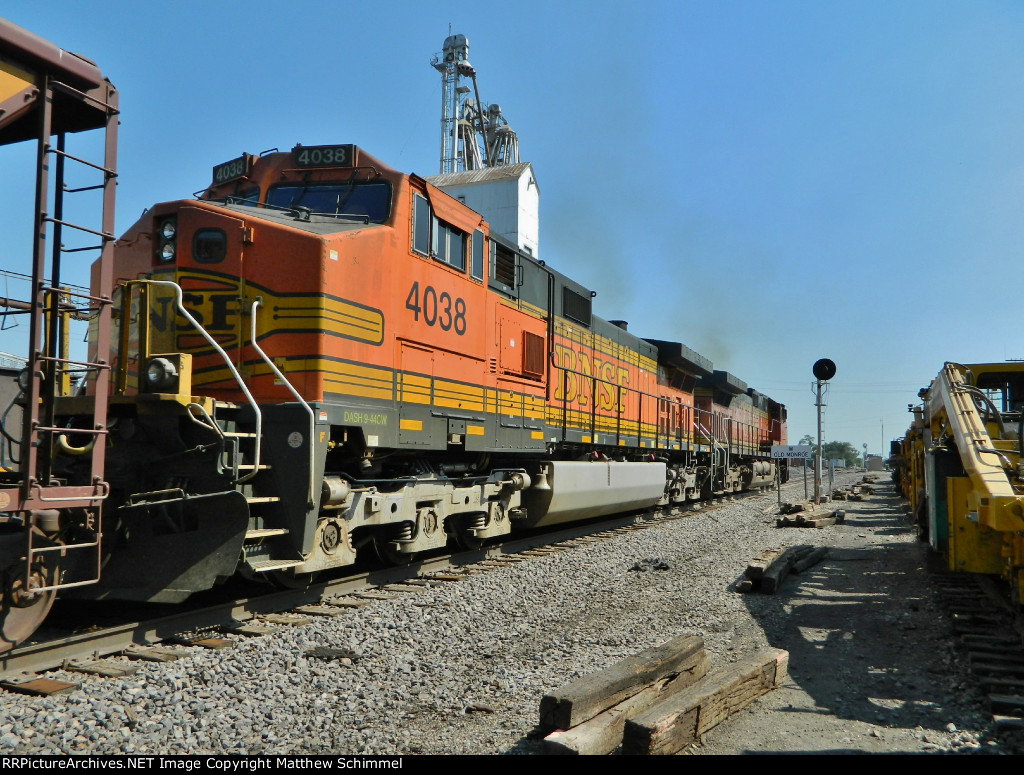 BNSF 4038